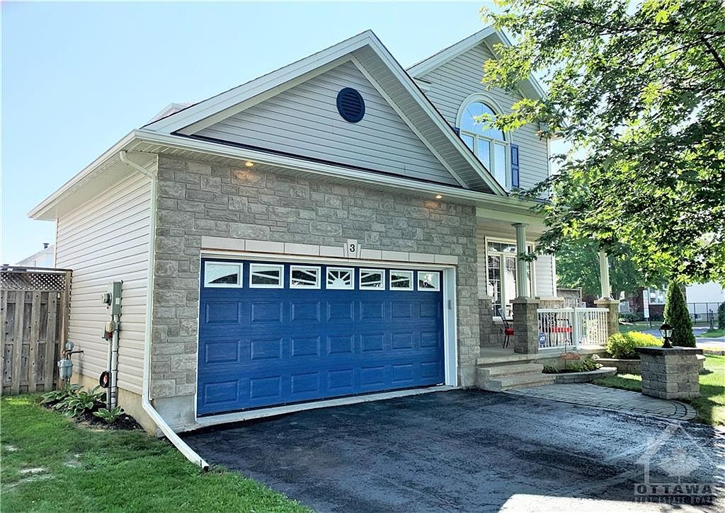 3 Radisson Dr, Russell, ON K0A 1W0 | Zillow