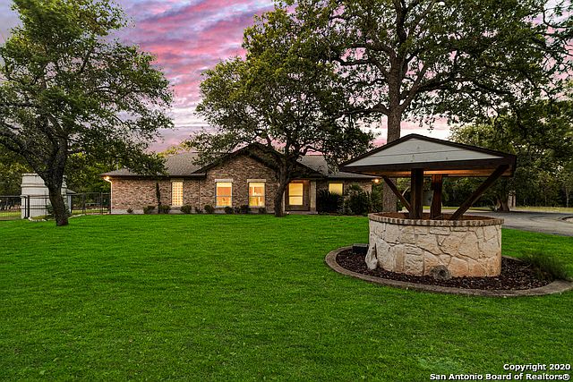 107 Wagon Wheel Dr, Spring Branch, TX 78070 | Zillow