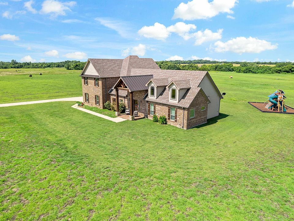 4946 Fr 38 S, Brookston, TX 75421 | MLS #37902 | Zillow