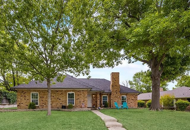 903 Village Green, Rockwall, TX 75087 | Zillow