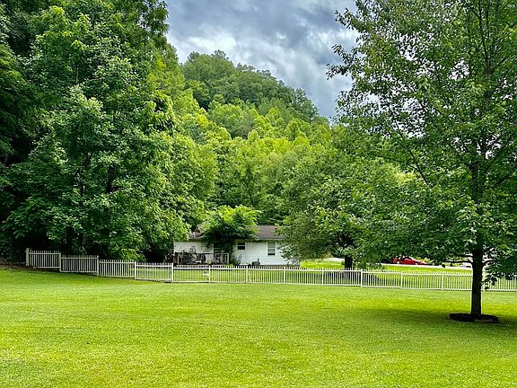 239 Sulphur Springs Rd, Helton, KY 40840 | MLS #1231111 | Zillow