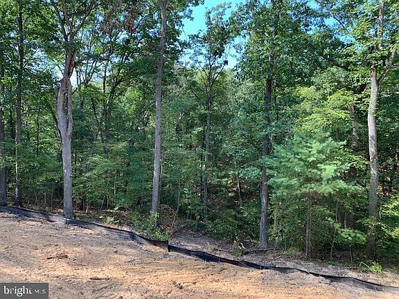 458 Lakeside Dr, Front Royal, VA 22630 | Zillow