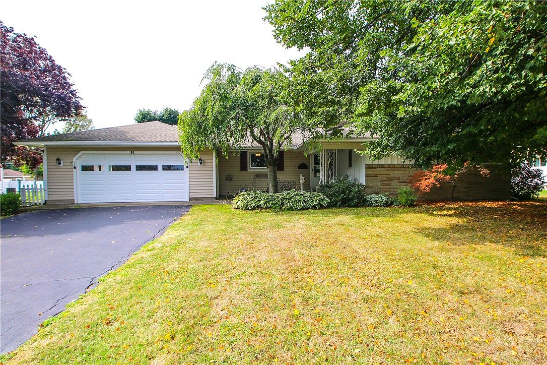 91 Edgemere Dr, Rochester, NY 14612 | Zillow