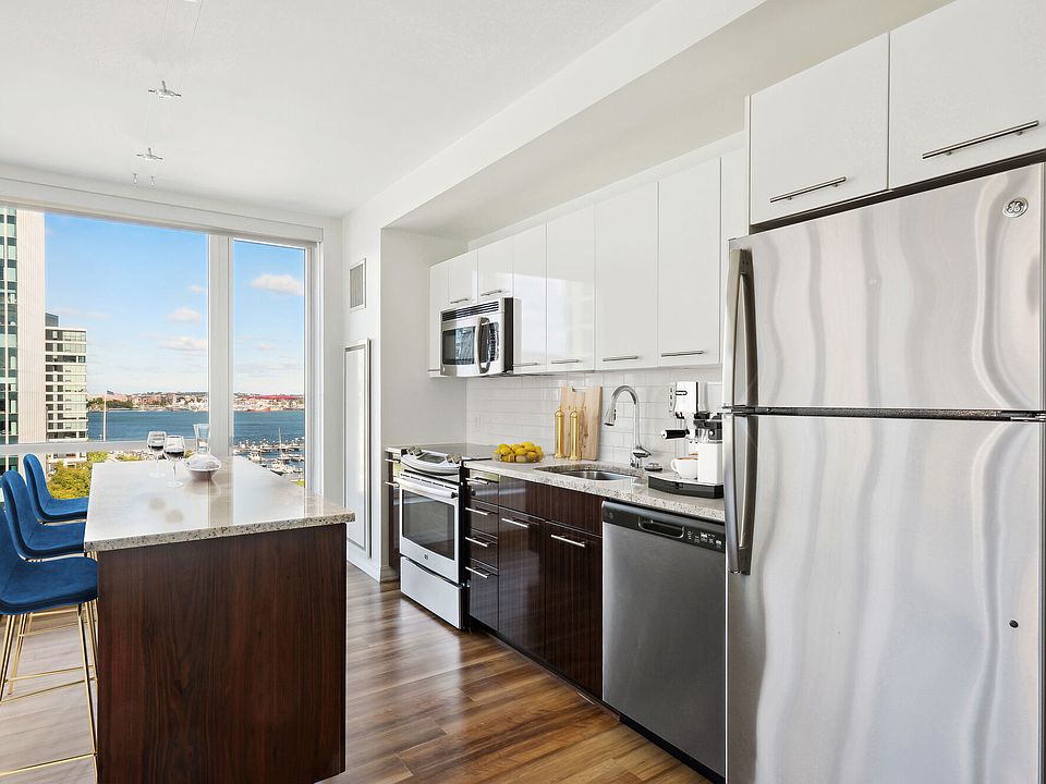 Watermark Seaport - 85 Seaport Blvd Boston MA | Zillow