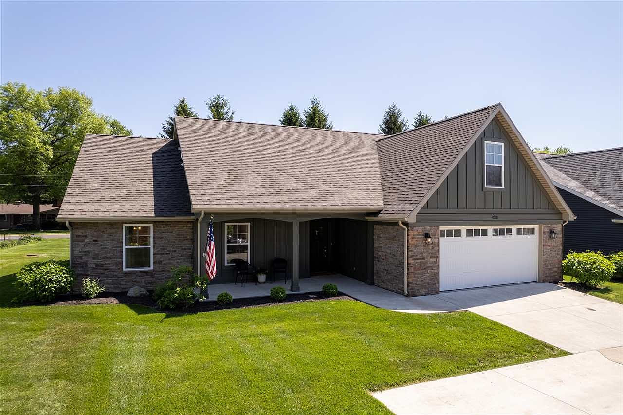 4301 W Hawks Ridge Ct, Muncie, IN 47304 | Zillow