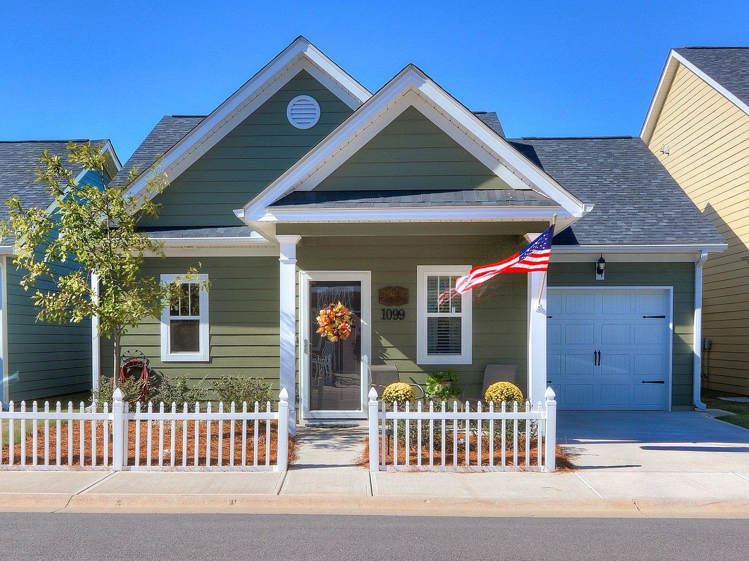 2198 Benoit Pass, Fort Wayne, IN 46816 | Zillow