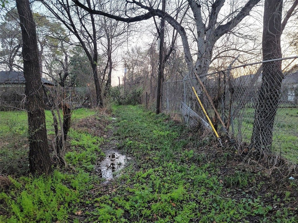 1714 Stoneman St, Dallas, TX 75215 | Zillow