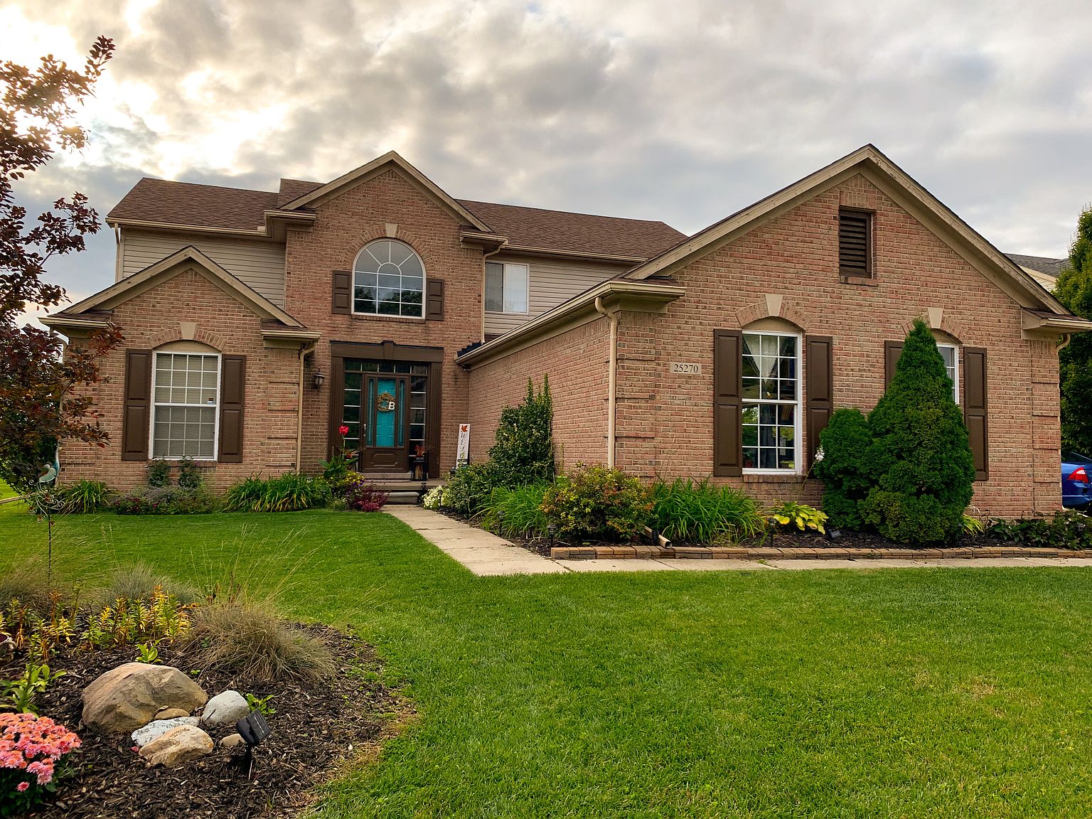 25270 Hunter Ln, Flat Rock, MI 48134 | Zillow