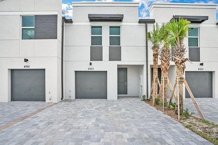 4057 Hot Springs Ave #4057, Lake Worth, FL 33461 | MLS #RX-10901463 ...