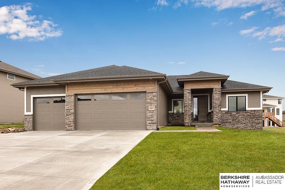 20617 Woodridge Dr, Gretna, NE 68028 | Zillow