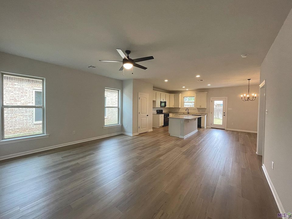 13979 Rosewell St, Denham Springs, LA 70726 | Zillow