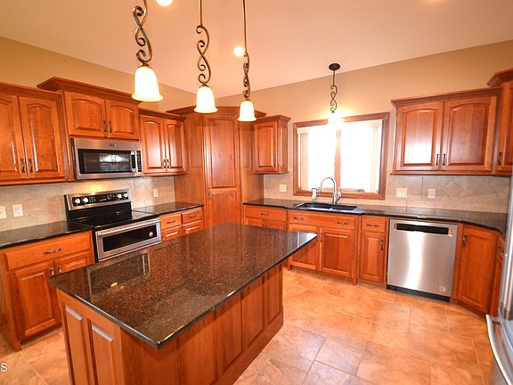 3219 Clairmont Rd, Bismarck, ND 58503 | MLS #4010200 | Zillow