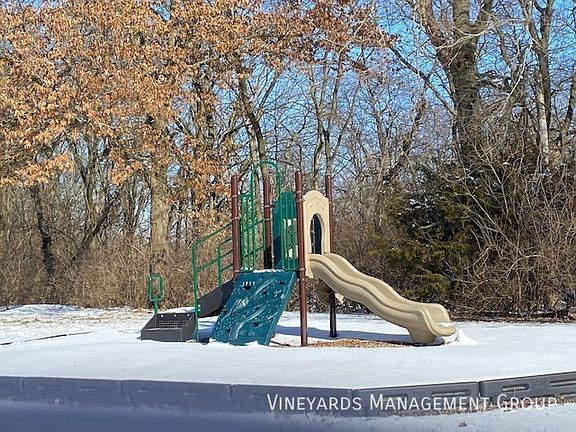 41 Sullivan Park, Sullivan, IL 61951 | Zillow