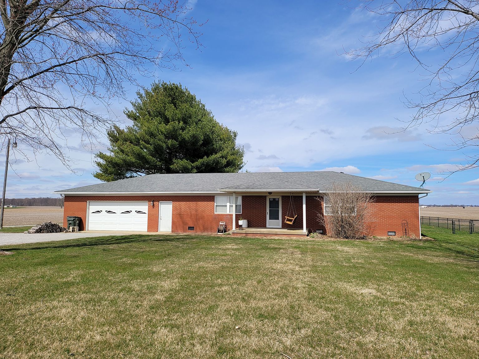1752 W 900 N, Fountaintown, IN 46130 | Zillow