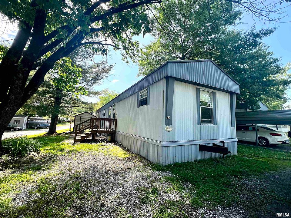 12 Golden Ash Ln, Carbondale, IL 62902 | Zillow