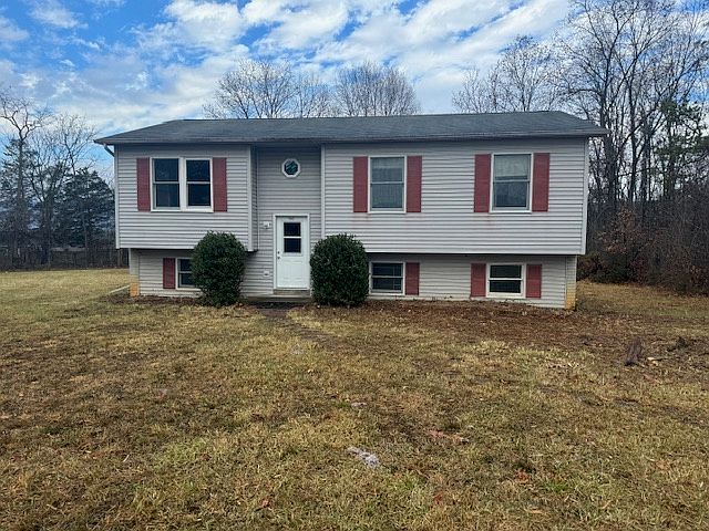 195 Redwood Dr, Rileyville, VA 22650 | Zillow