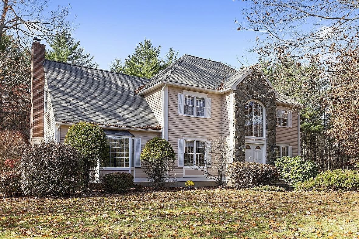 35 Alexis Lane, Hampton Falls, NH 03844 | Zillow