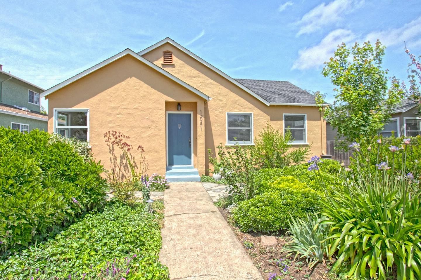 1041 Menlo Oaks Dr, Menlo Park, CA 94025 | Zillow