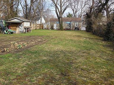 1033 S Crutcher Ave, Springfield, MO 65804 | Zillow