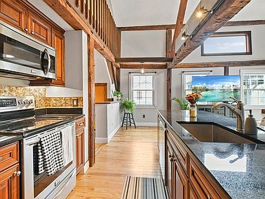 3 Mill St, Huntington, MA 01050 | Zillow