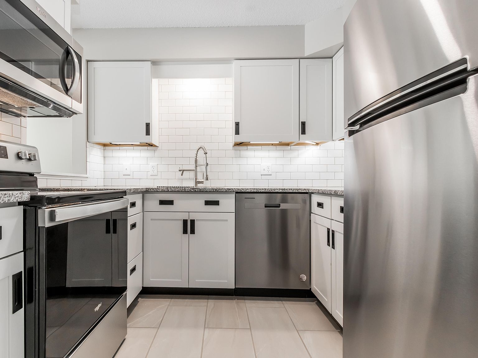 2 Ryefield Drive UNIT 6, Old Orchard Beach, ME 04064 | MLS #1569250 ...