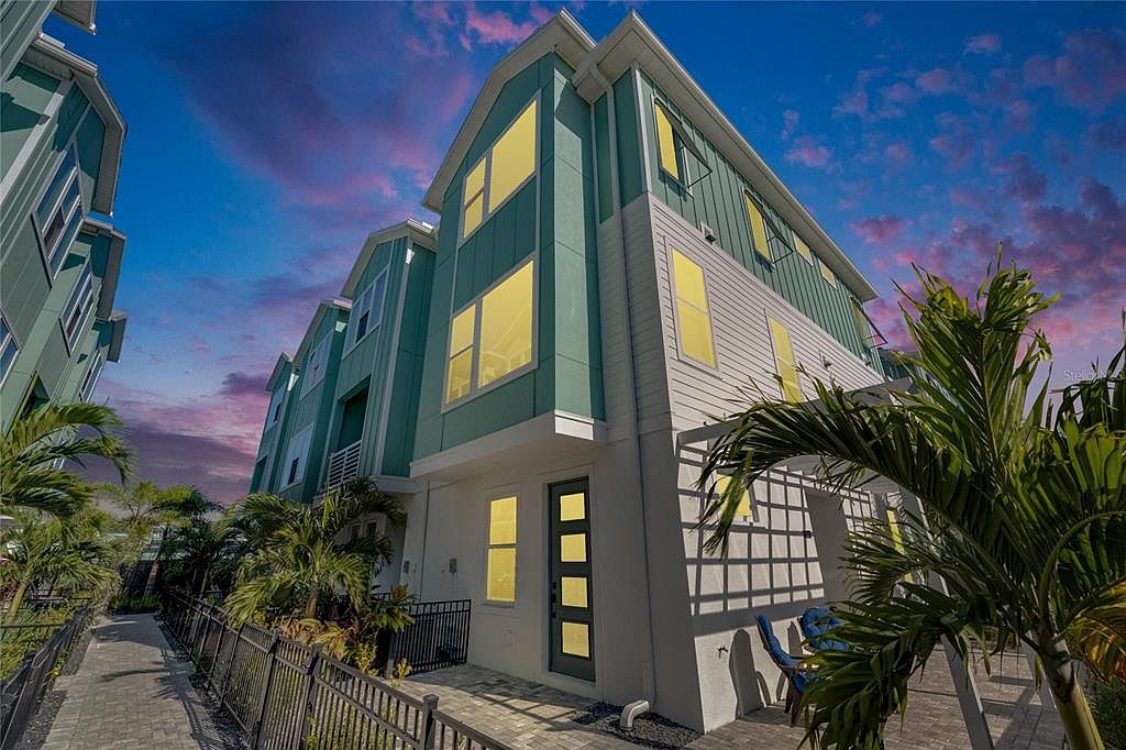 2819 1st Ave S, Saint Petersburg, FL 33712 | MLS #TB8339511 | Zillow