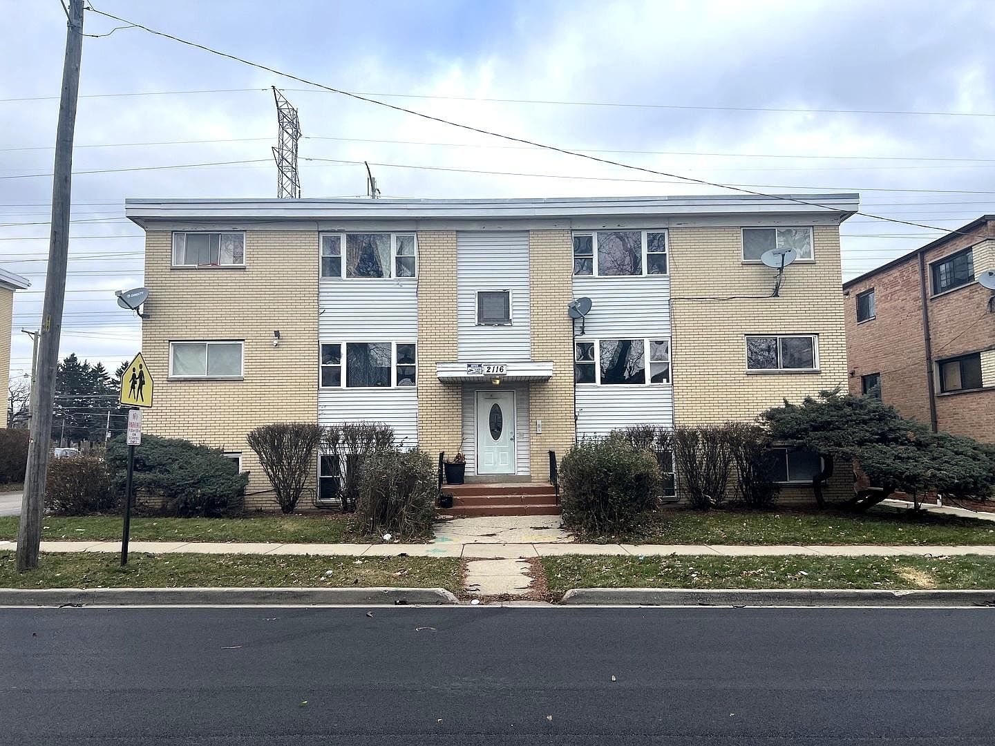 2116 Williamsburg Dr APT 201, Waukegan, IL 60085 | Zillow
