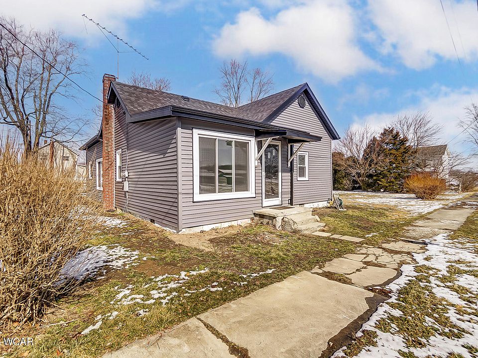 105 E Cook St, Waynesfield, OH 45896 | Zillow