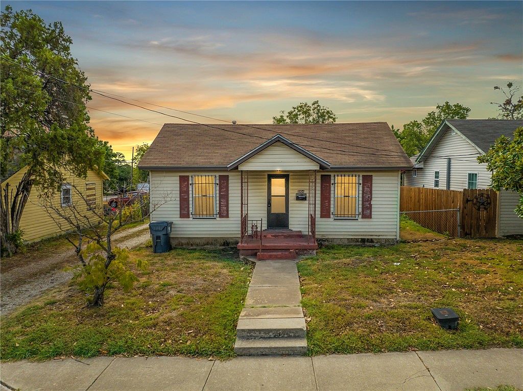 1904 Dutton Ave Waco Tx 76706 Zillow