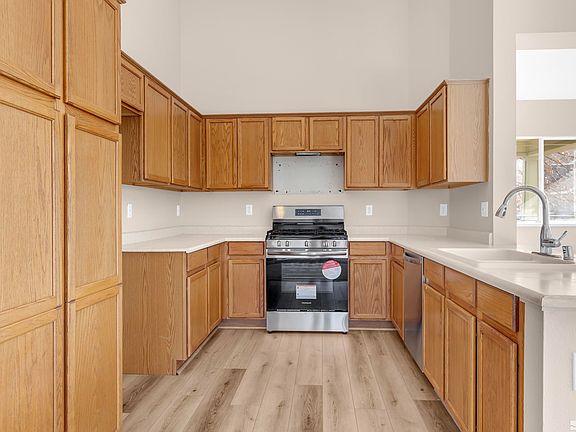 9570 Crystalline Dr, Reno, NV 89506 | Zillow