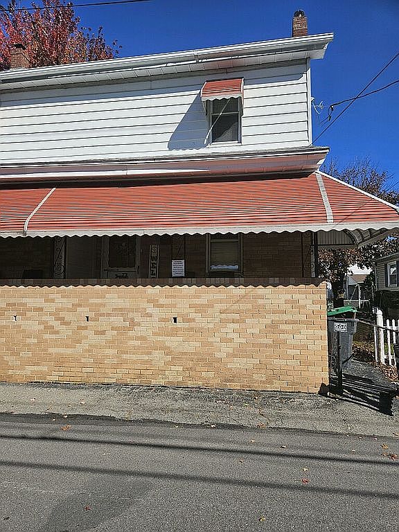 19 E Spruce St, West Hazleton, PA 18202 | Zillow 19 E Spruce St, West Hazleton, PA 18202 | Zillow