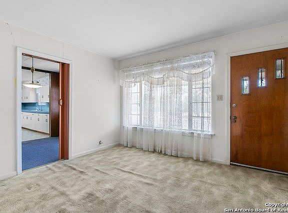 2822 E Houston St, San Antonio, TX 78202 | MLS #1631558 | Zillow