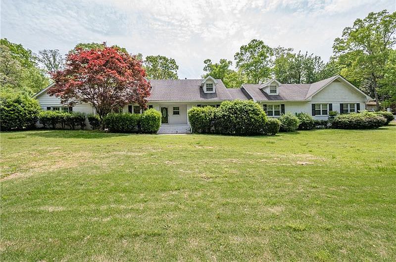 353 Summit Ridge Dr, Lawrenceville, GA 30046 | Zillow