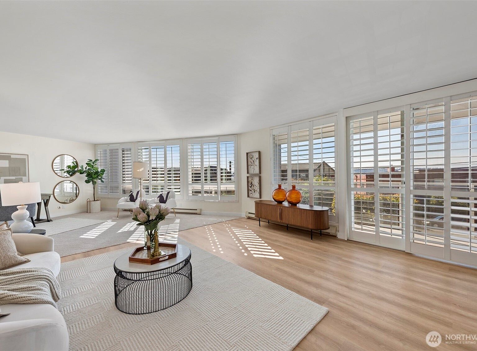 500 W Olympic Place #203, Seattle, WA 98119 | MLS #2441517 | Zillow