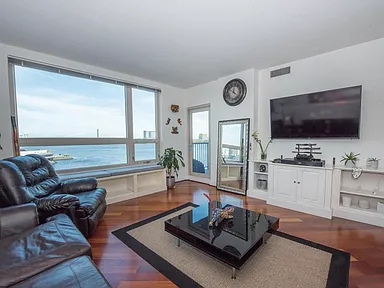 Residences At Dockside Condominiums - 717 S Columbus Blvd Philadelphia ...