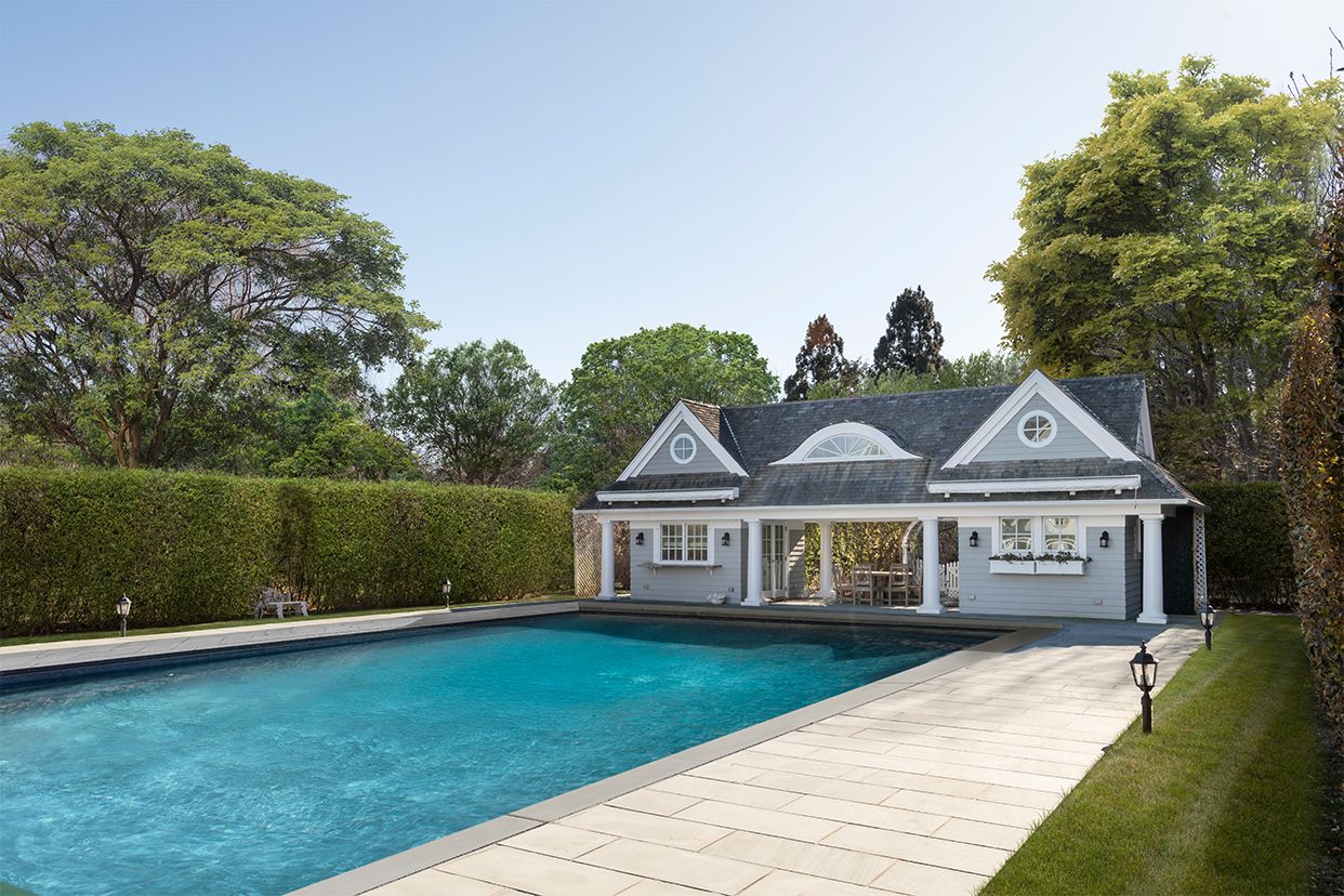 17 Channel Pond Ct, Southampton, NY 11968 | Out East