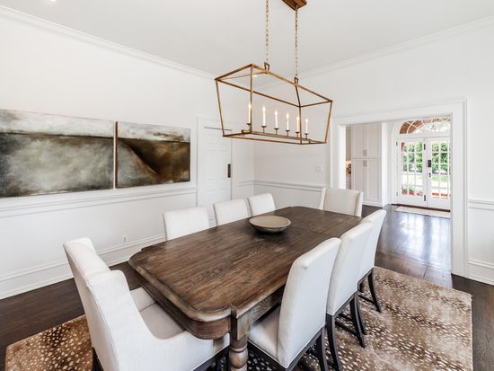 2733 Kingston Pike, Knoxville, TN 37919 | Zillow