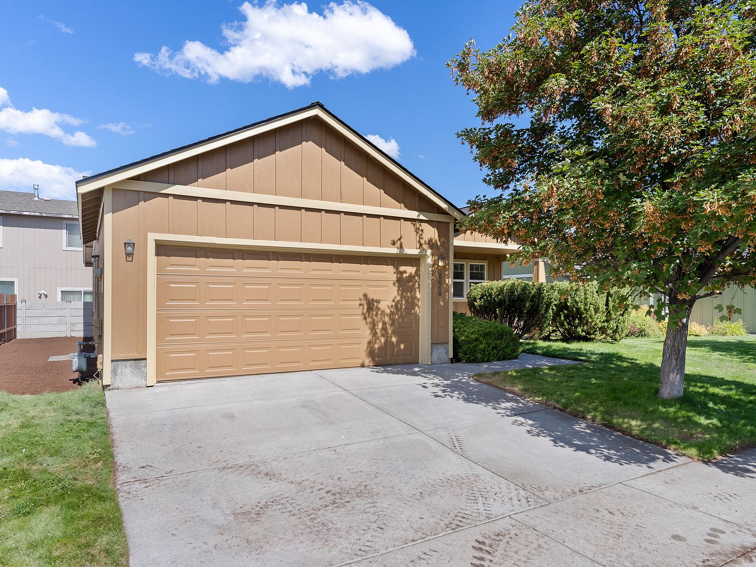 20068 Mount Hope Ln, Bend, OR 97702 | Zillow