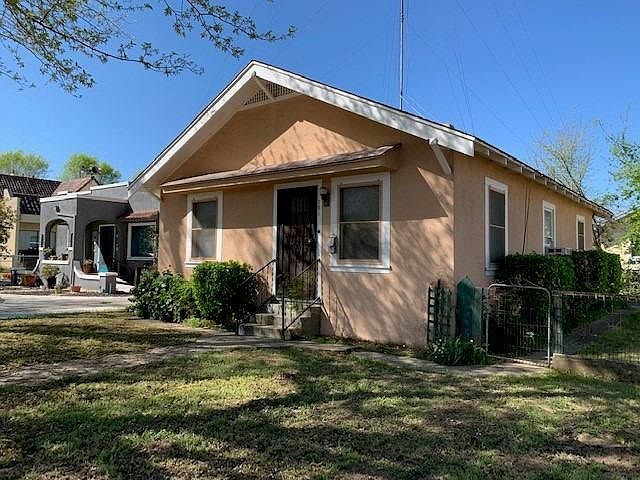 361 6th St, Gustine, CA 95322 | Zillow