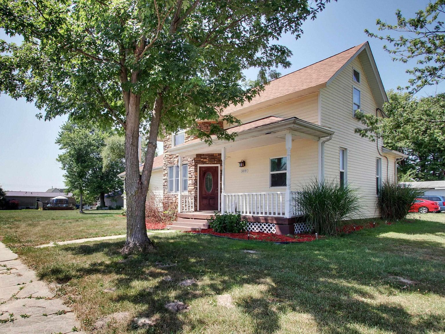 309 S Douglas St, Loraine, IL 62349 | Zillow