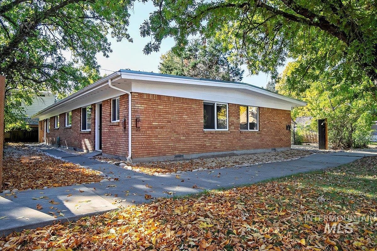 1805 W Eastman St, Boise, ID 83702 | Zillow