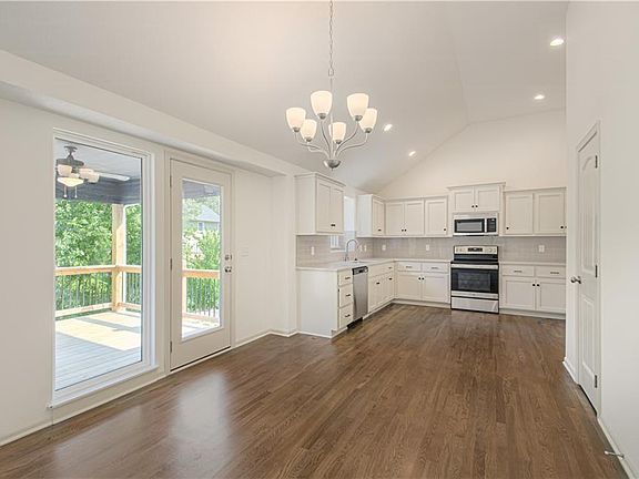 992 Poplar Ln, Liberty, MO 64068 | MLS #2490845 | Zillow