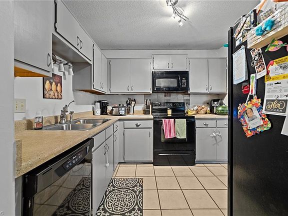 4213C Edith Ln, Greensboro, NC 27409 | Zillow