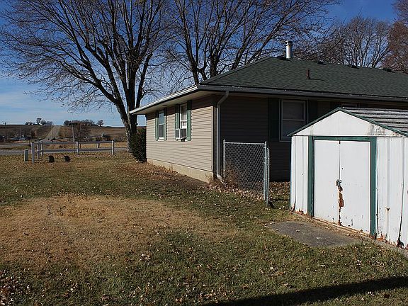 307 Avenue M St, Irwin, IA 51446 | Zillow