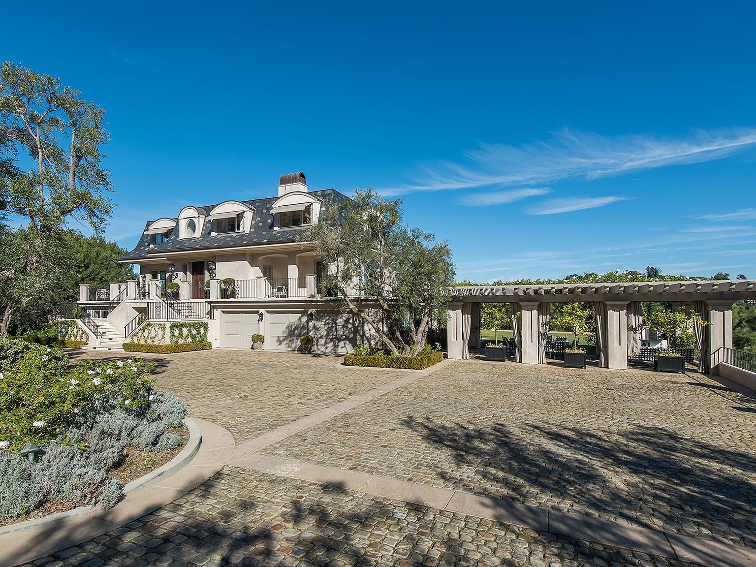 980 Stradella Rd, Los Angeles, CA 90077 | Zillow