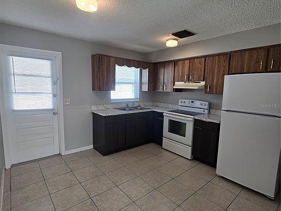 773 NE 9th St #B, Crystal River, FL 34428 | Zillow