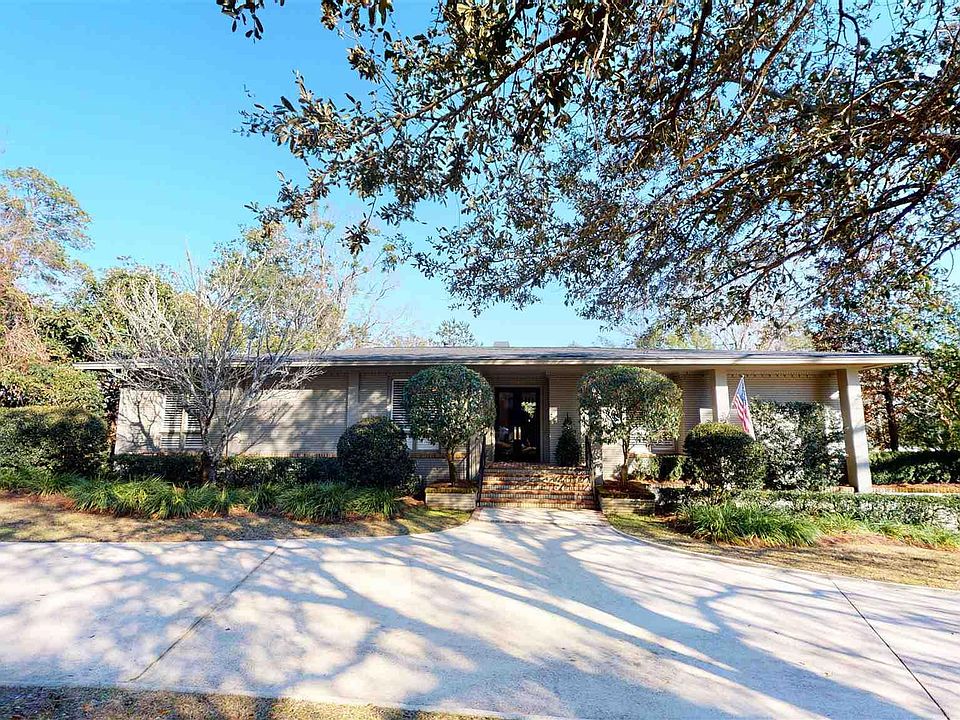 3 Spring Bank Rd S, Mobile, AL 36608 | Zillow