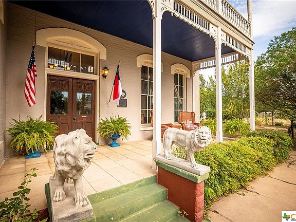 617 N Guadalupe St, Seguin, TX 78155 | MLS #418837 | Zillow