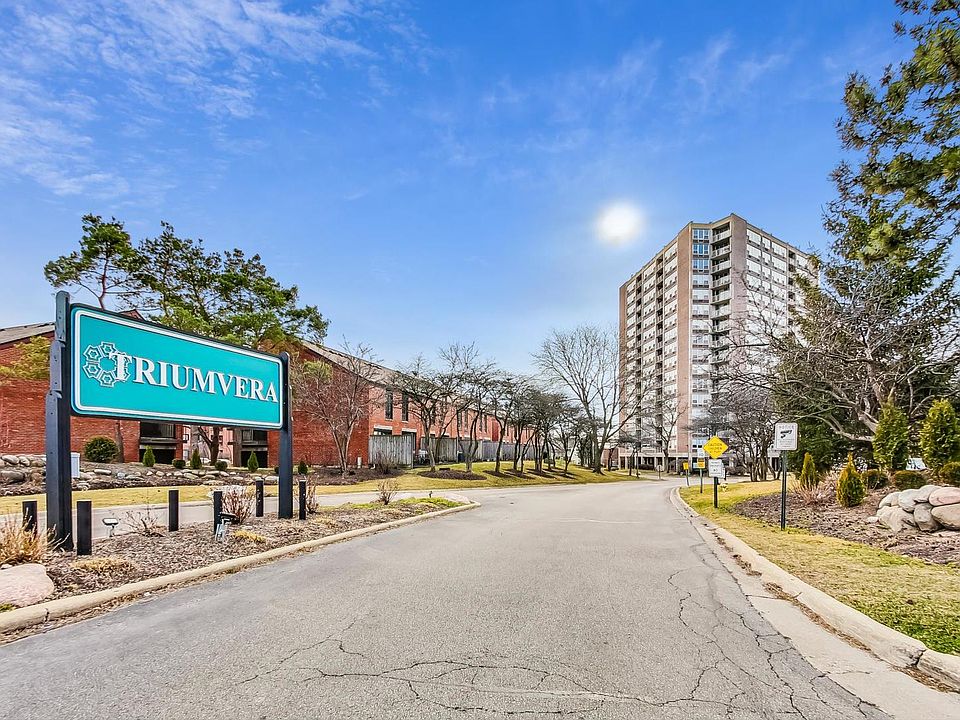 3925 Triumvera Dr Glenview IL | Zillow