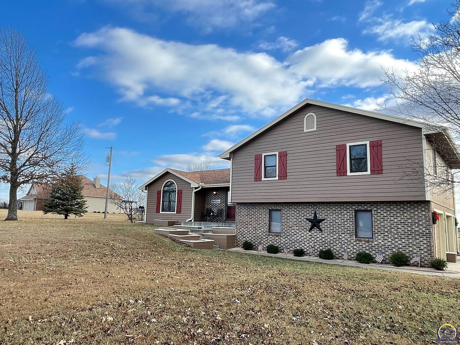 3649 SE 61st St, Berryton, KS 66409 | Zillow